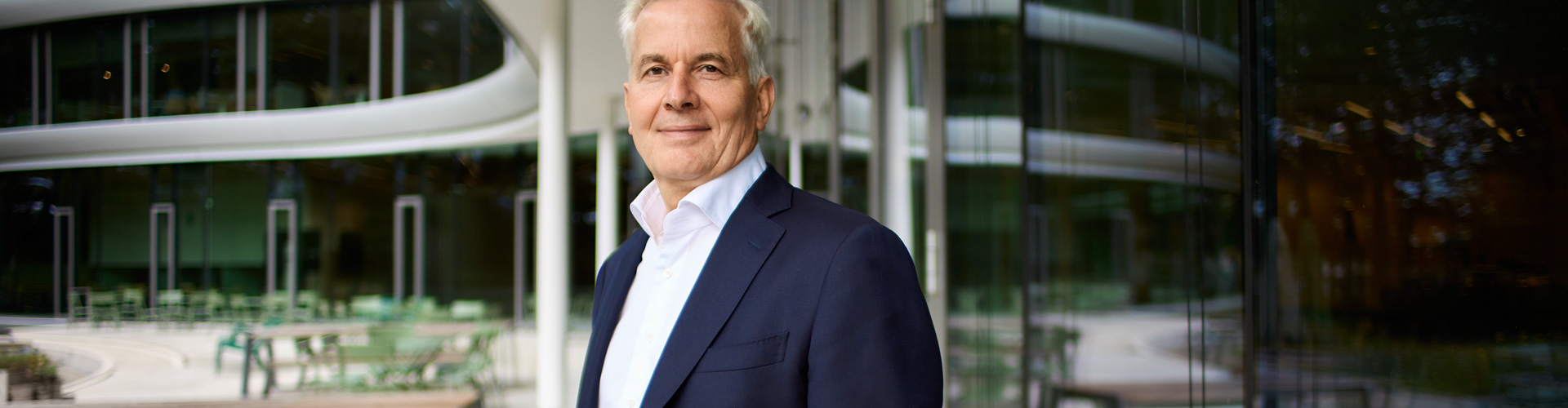 Über Thomas Rau